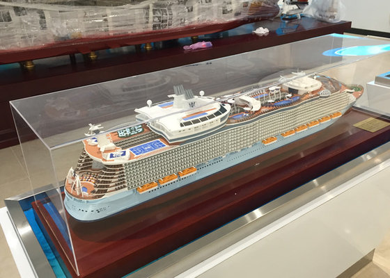China Portable Oasis Of The Seas Model Navigator Of The Seas Cruise Ship Series supplier