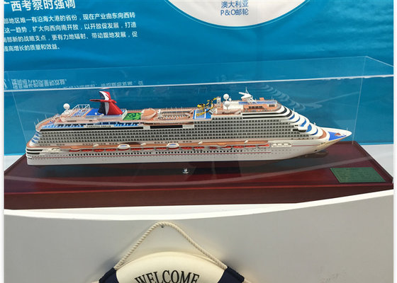 China Scale 1:900 Outdoor Decoration Carnival Dream Cruise Ship Model With Alloy Diecast  Anchor Material supplier