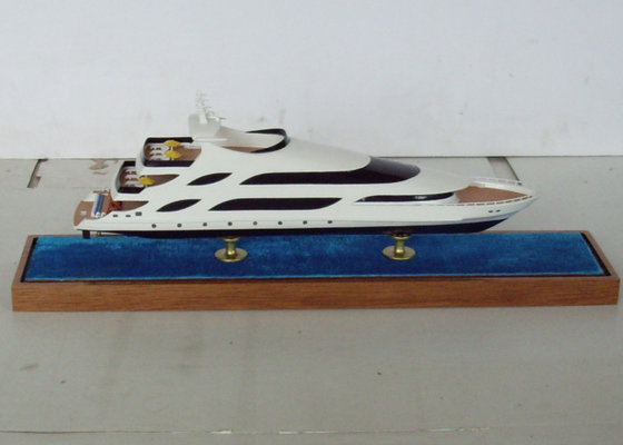 China Scale 1:600  yacht model Holland Yacht Cruise Ship Model supplier