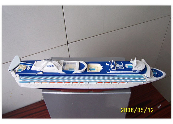 Handmade Princess Cruise Ship Models With Offset Printing Hull Logo Printing supplier