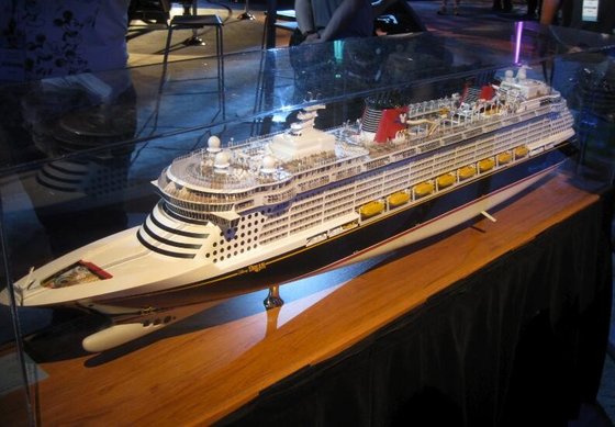 Simulation Disney Cruise Ship Model , Disney Fantasy Model With Avoid Too Much Humidity supplier