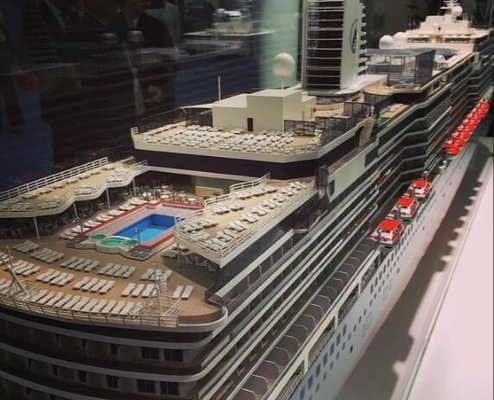 Signature Class Cruise Ship Business Model , MS Eurodam Cruise Ship Models supplier