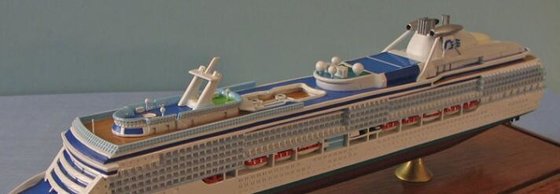 Coral Princess Toy Cruise Ship Model , Ocean Liner Models With Alloy Casting Container Material supplier