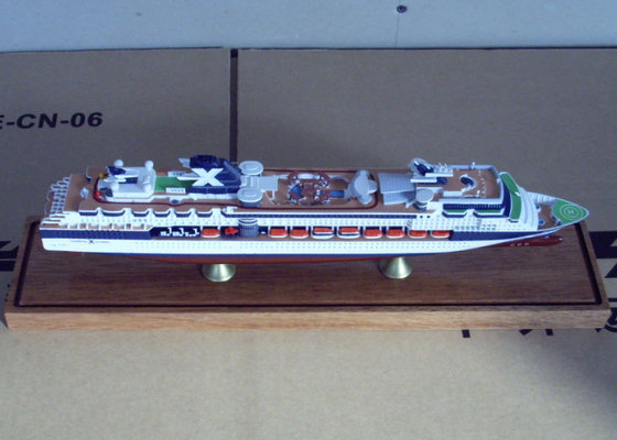 Scale 1:900 Millennium Class Celebrity Summit Cruise Ship 3d Ships Models With Engraving Printing supplier