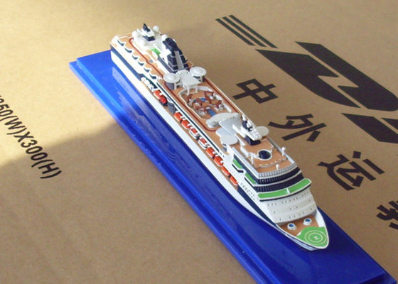 Scale 1:1200 Millennium Class Celebrity Summit Cruise Ship 3d Ships Models With Engraving Printing supplier