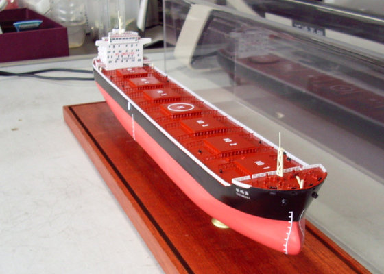 Bulk-Cargo Ship Model , Wooden Boat Models For Club Decoration supplier